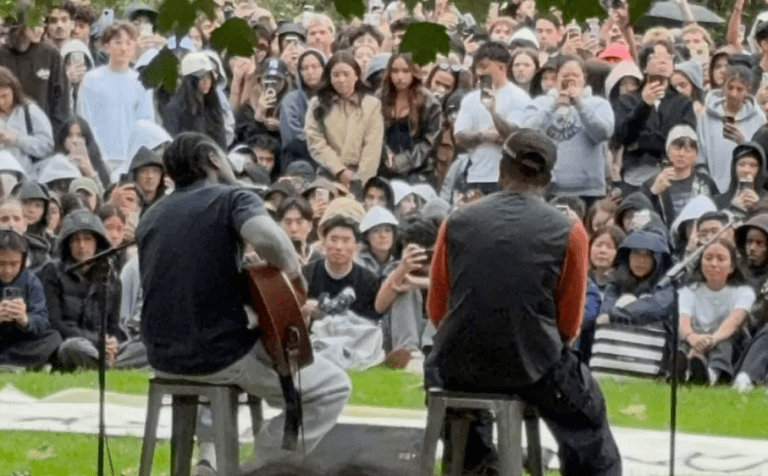 Daniel Caesar brings thousands of fans together with surprise pop-up ...